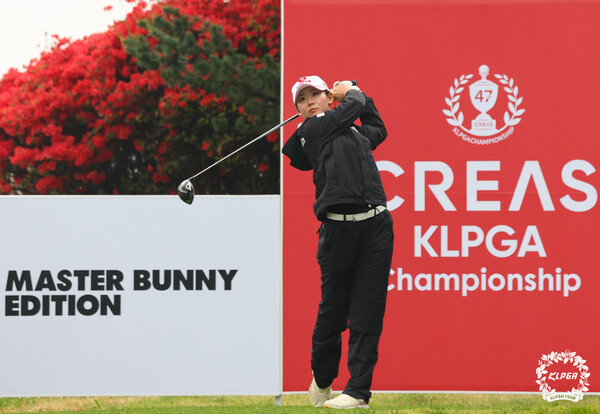 홍정민, 크리스에프앤씨 KLPGA 챔피언십 3R 선두 …“박현경과 5타 차이, 내 플레이 펼치겠다”