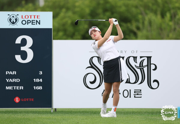 노승희, KLPGA ‘제15회 롯데 오픈’ 2R서 한 타 차 단독 선두